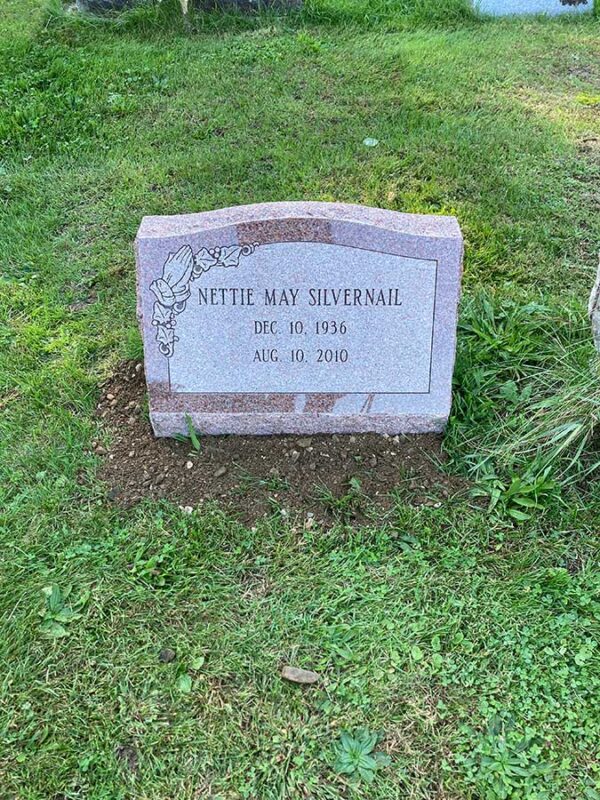 Slant Markers – Cantele Memorials